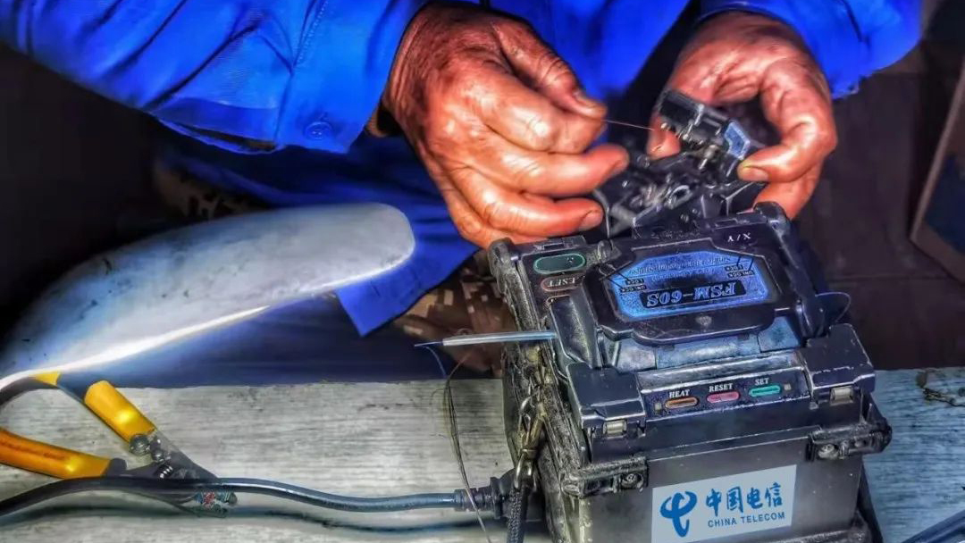 FTTH Fiber Splicing Step Guide - Fiber Cable Solution Technology Co.,Ltd.